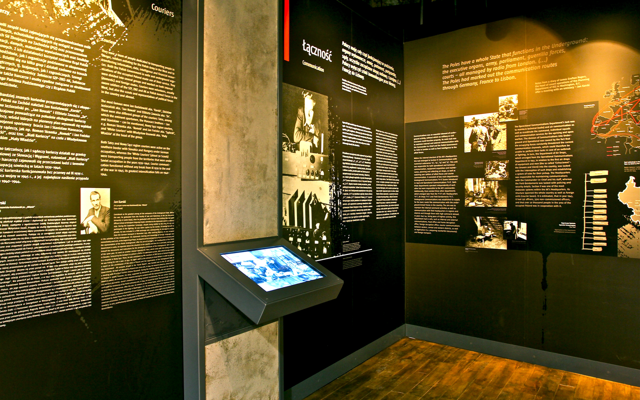 Home Army Museum in Cracow - Home Army Museum / Realisations Deko-Bau
